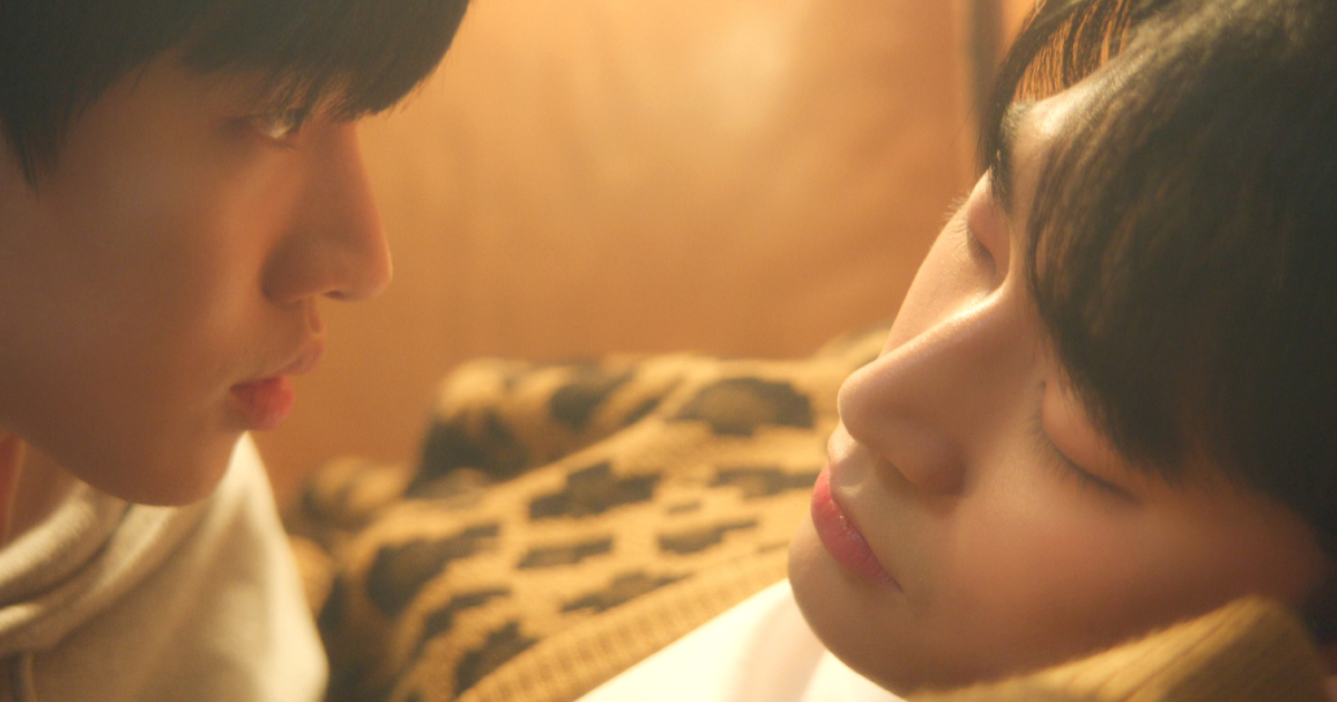 《語意錯誤電影版》勇奪 APAN 兩大獎 朴朴 CP 自選浪漫場面 | GagaTai 嘎嘎台